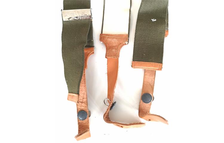 Bretelle Esercito Tedesco Orientale DDR NVA Nuove